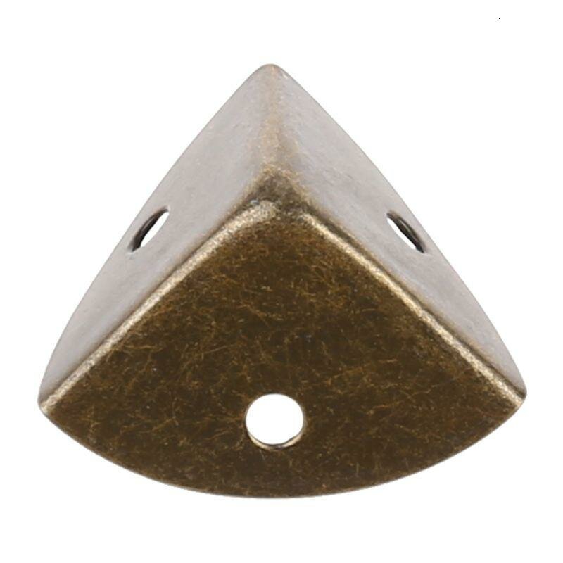 Уголки декоративные железные, латунь