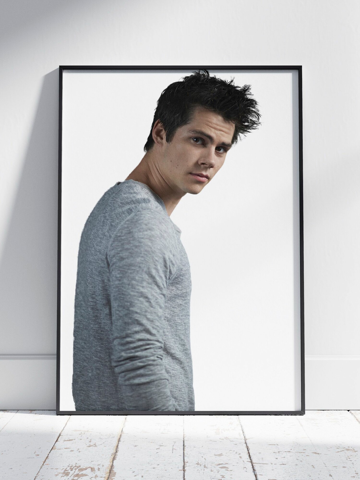 Плакат на стену для интерьера Дилан О Брайен (Dylan O Brien 16) - Постер по актеру фильма, кино, сериала формата A4 (21x30 см)