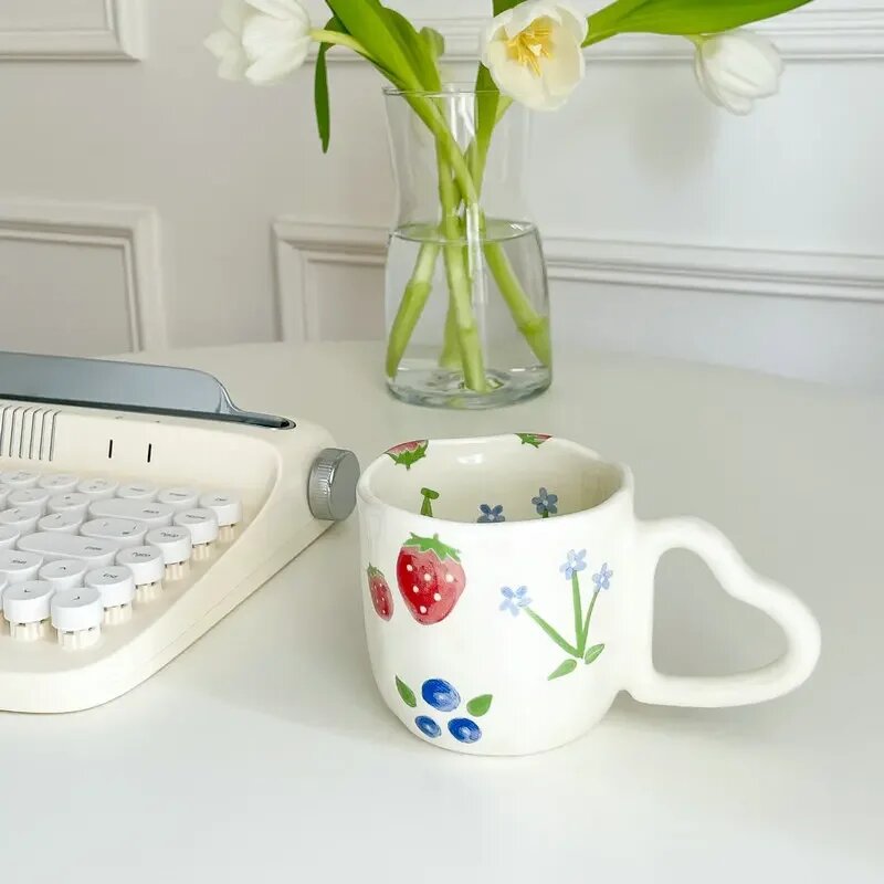 Кружка керамическая "Клубника" с ручной росписью, Color: Strawberries