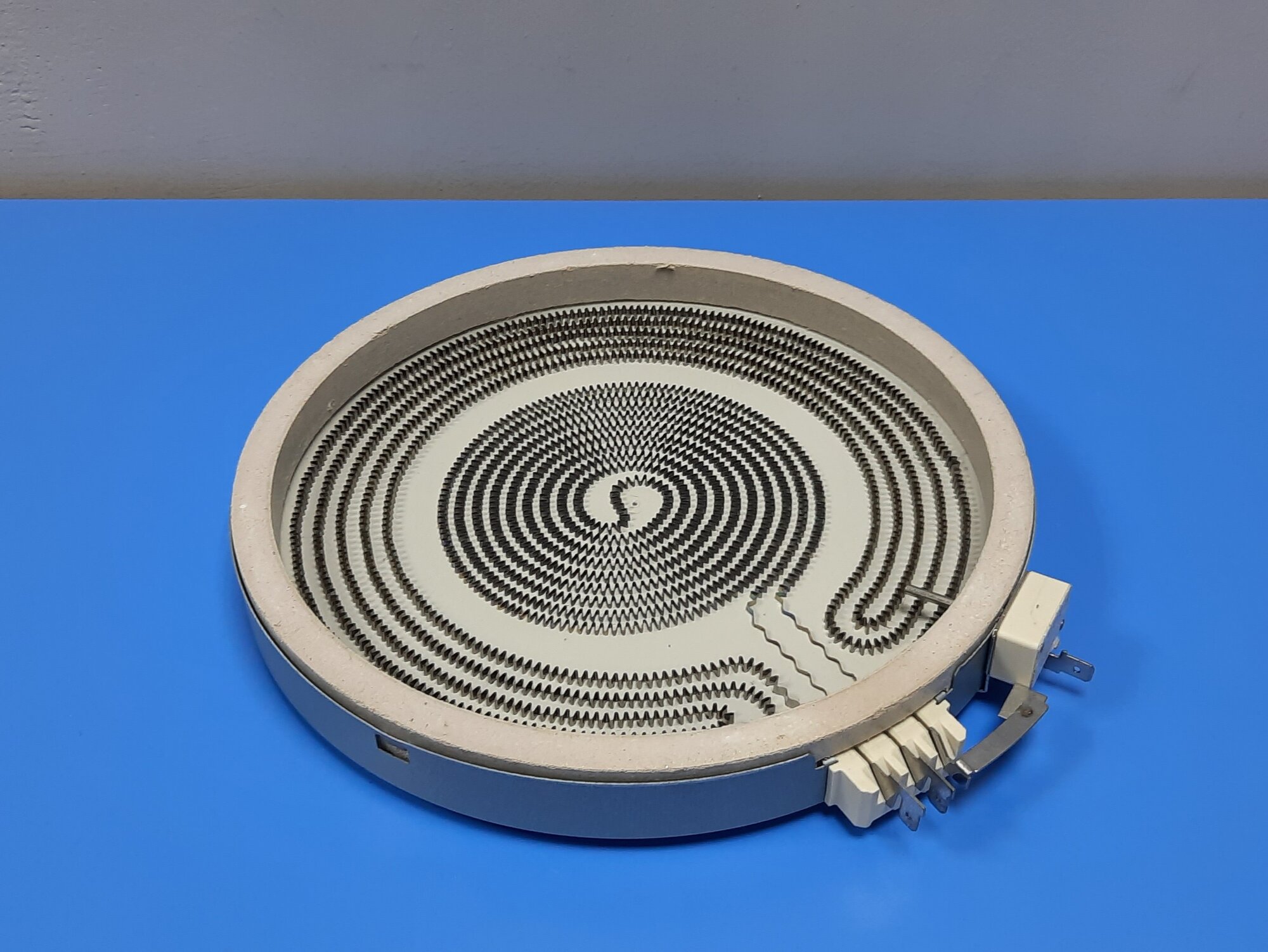 Конфорка стеклокерамической поверхности 700-2100w, d=230мм. (2342333330)
