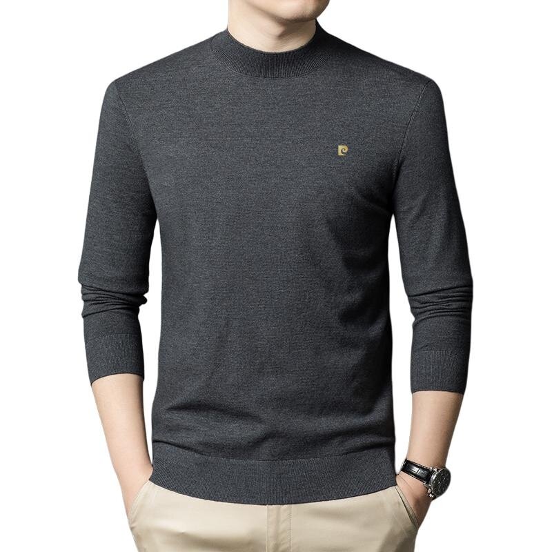 Свитер