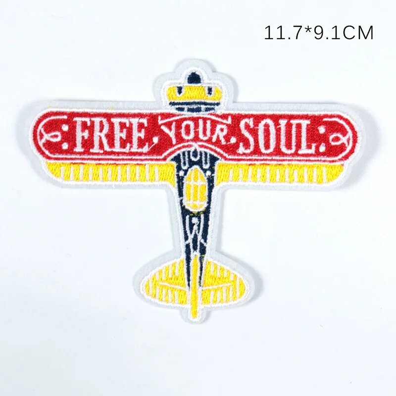 Нашивка "Free Your Soul" с самолетом, 11.7*9.1см, KY1951