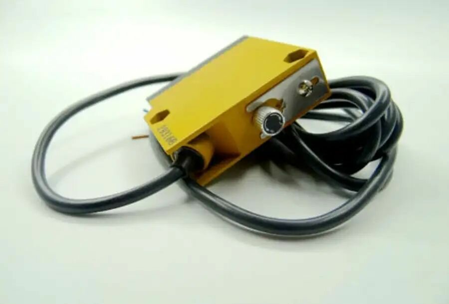 Модуль Omron E3S-LS20XB4 — фото 1