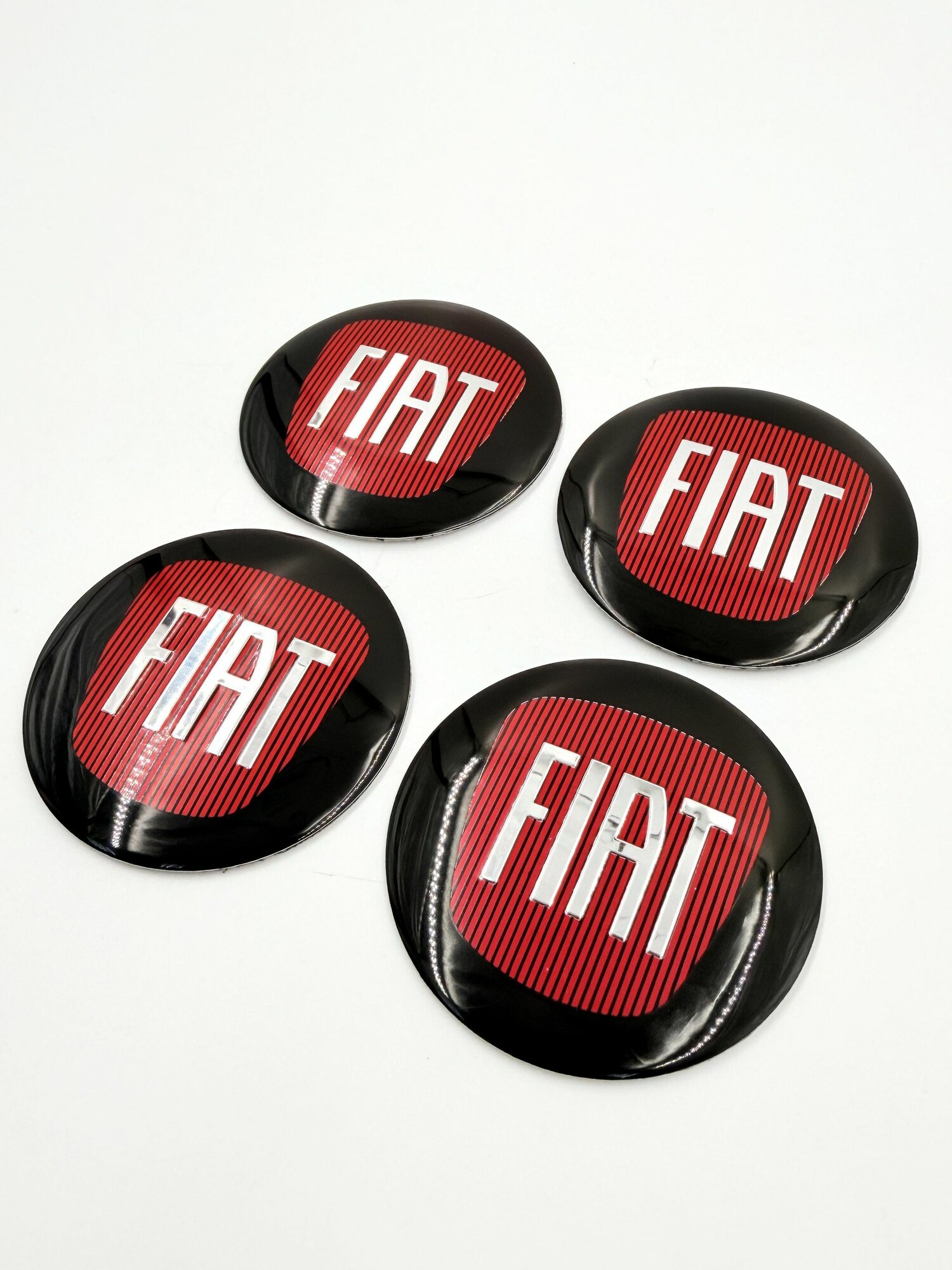 Эмблема колесного диска Fiat черная комплект 4 шт