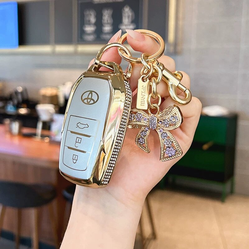C Style 3-Button Toyota Key Cover в звездном сером с золото-фиолетовой брошью и золотой подковой