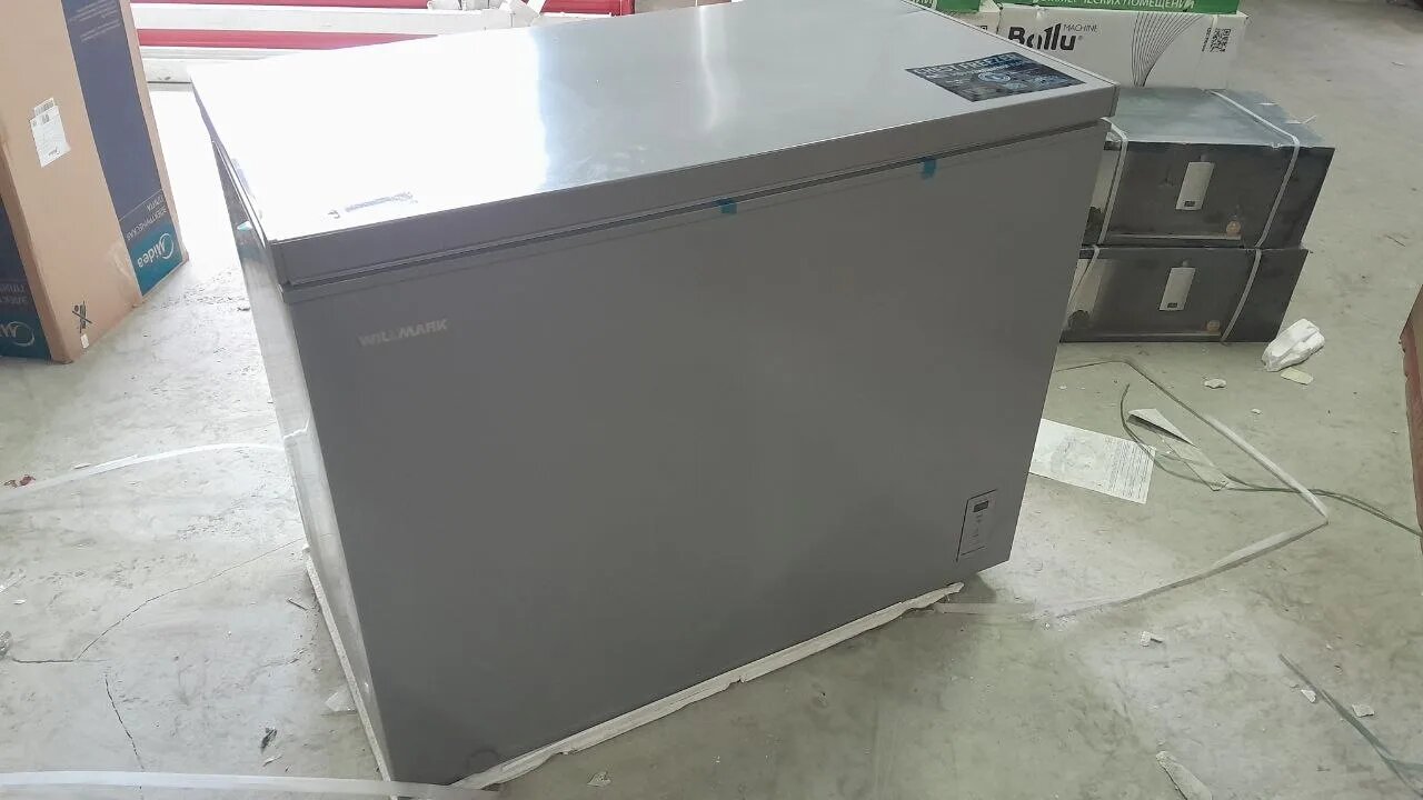 Ларь морозильный WILLMARK CF-390IDG серый, инверт. Компр, 310 л (уценка)