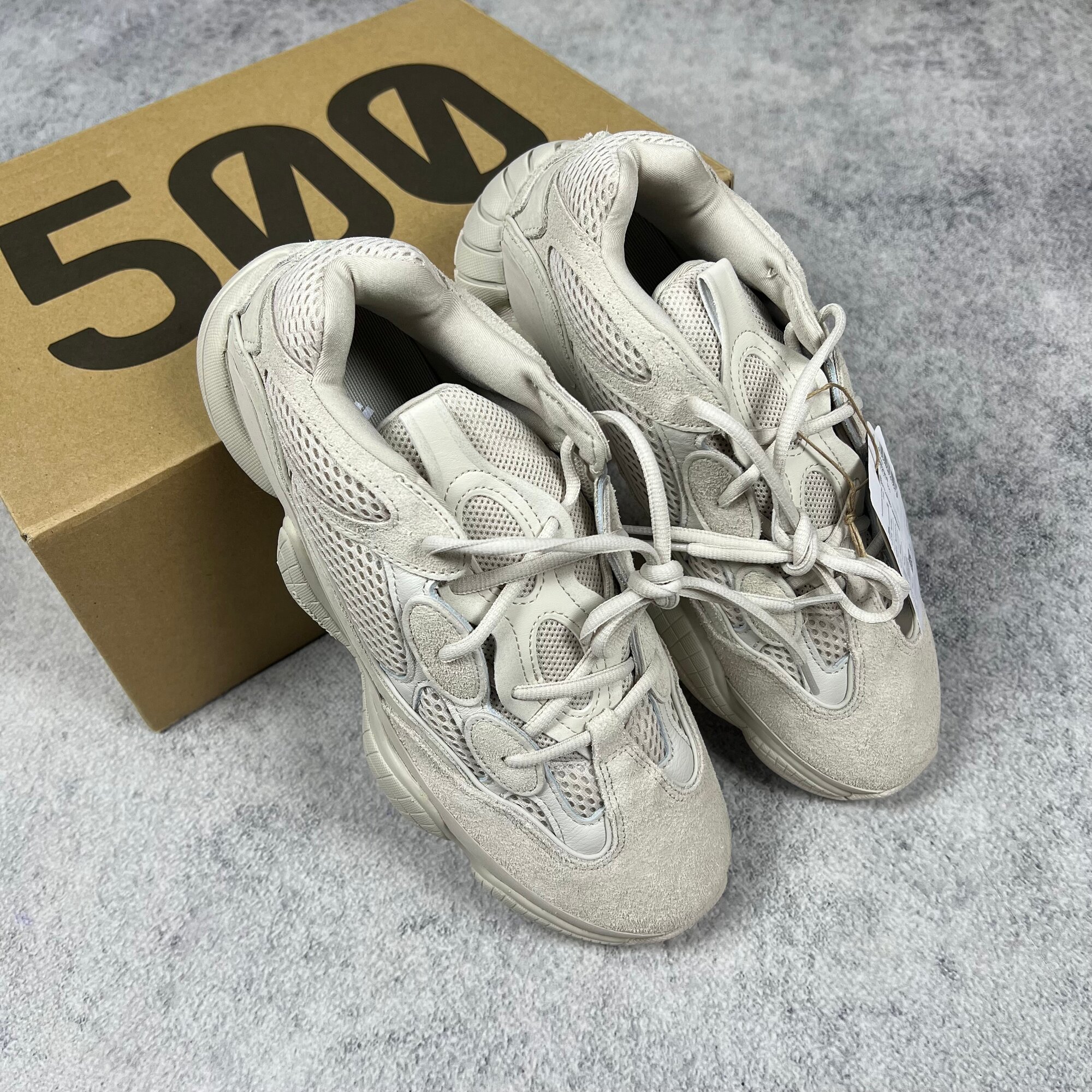 Кроссовки adidas YEEZY BOOST, размер 42.5, бежевый — фото 1