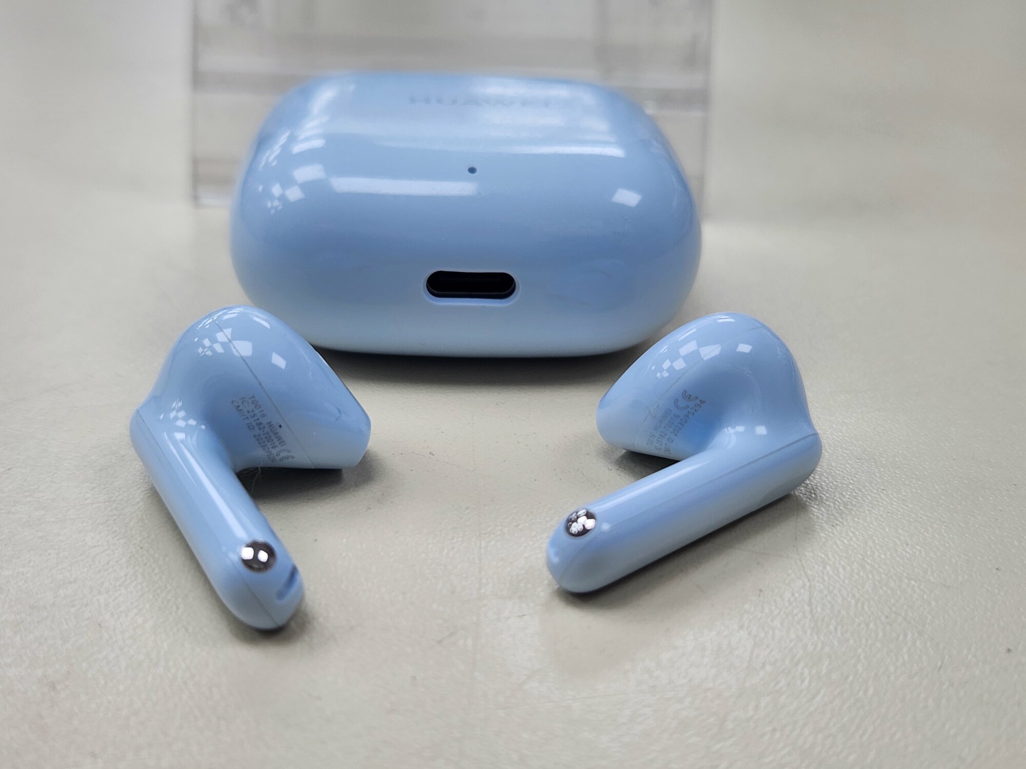 Беспроводные наушники HUAWEI FreeBuds SE 2 (T0016), IP54, 10 минут зарядки, 3 час игры, черный