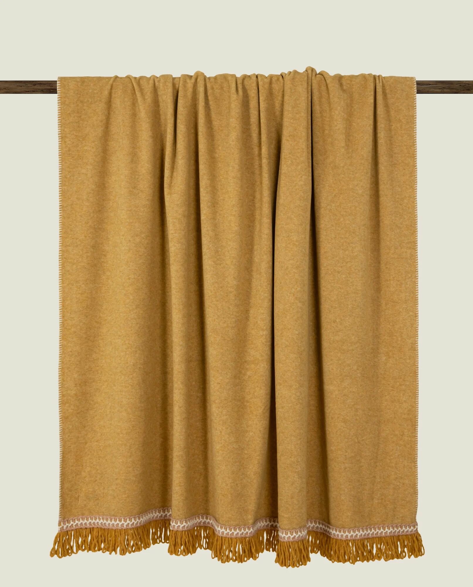 Плед Frati SOFT BAMBOO ZAFFERANO с тесьмой Coco, желтый, 160х200, бамбук 40% полиэстер 60%, 910г
