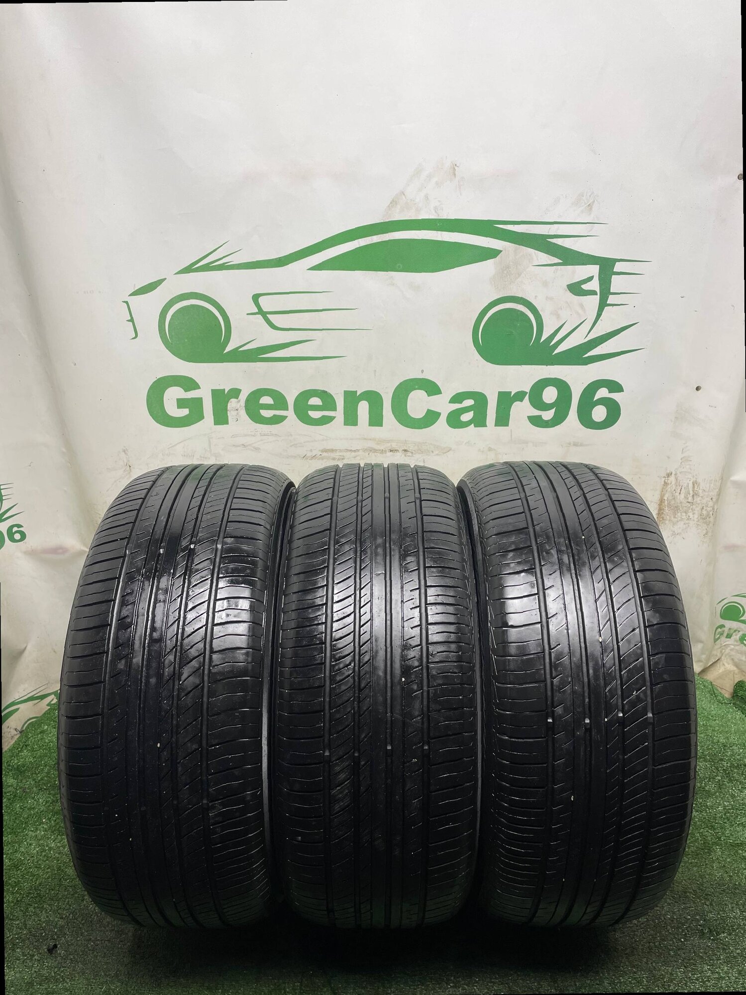 Летние шины Yokohama Advan Sport V103B 265/50 R19 38% износ TMP892937