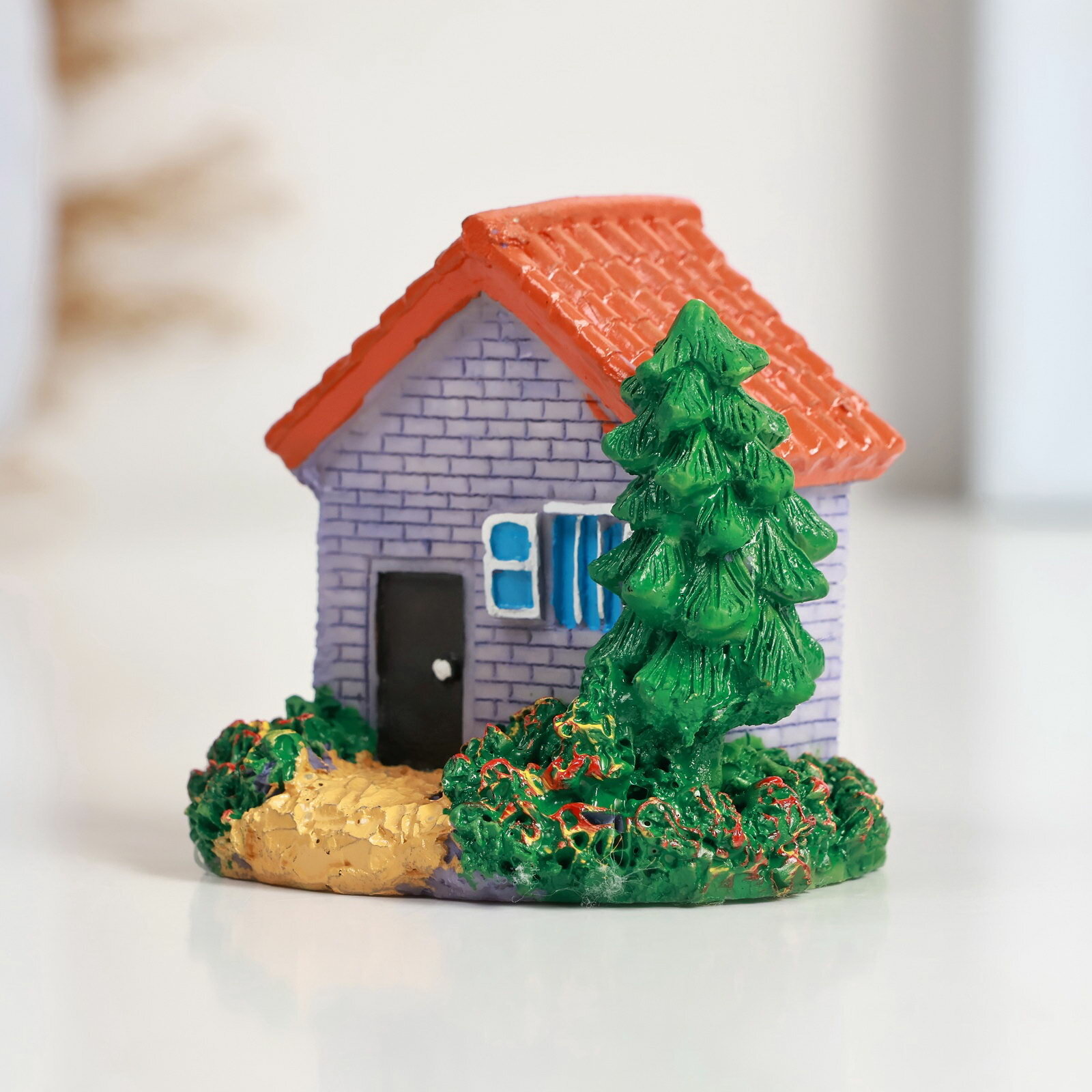 Фигурка полистоун "Домик у леса", 5x4x6 см, цвет: разноцветный, 2 шт. — фото 1