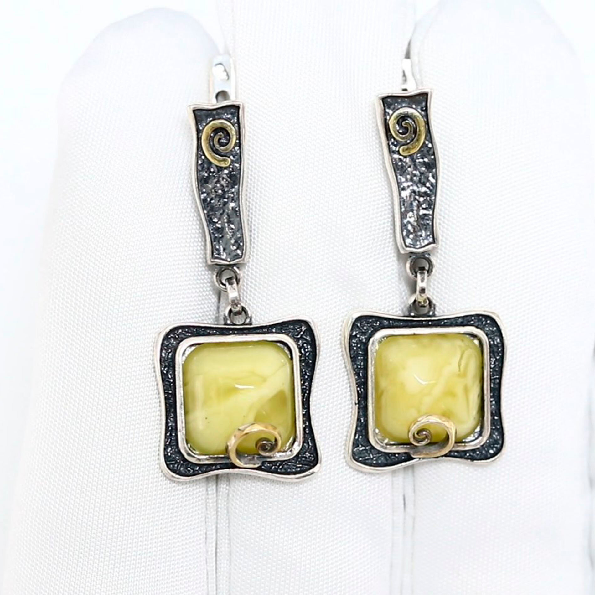 Серьги Diamant online, серебро, 925 проба, родирование, янтарь, длина 3.6 см, , Желтый