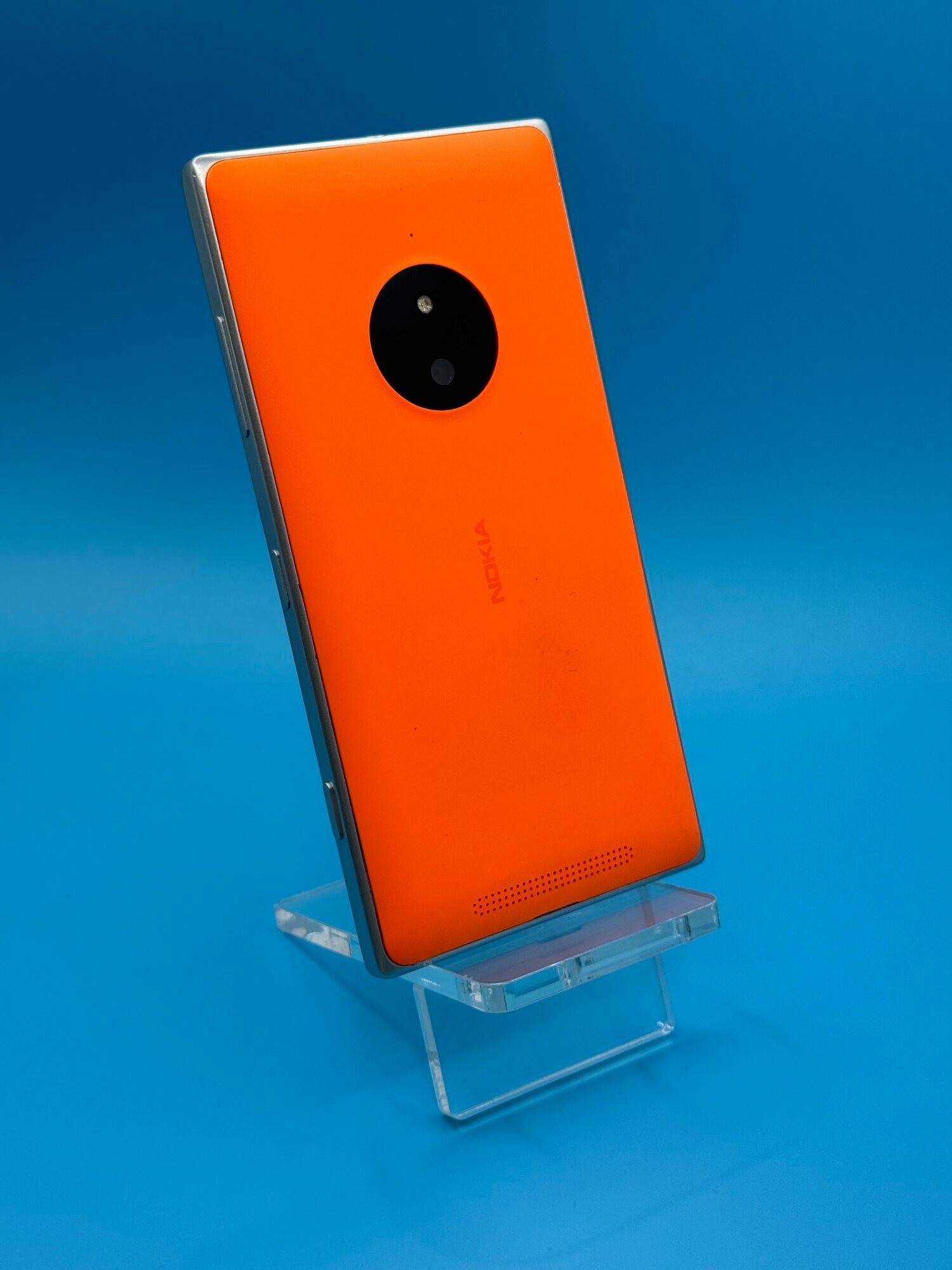 Смартфон Nokia Lumia 830