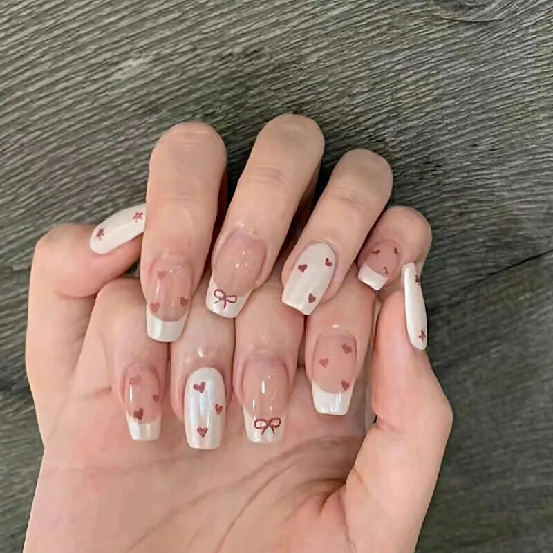 Накладные ногти с дизайном ( 24 типсы + клей )