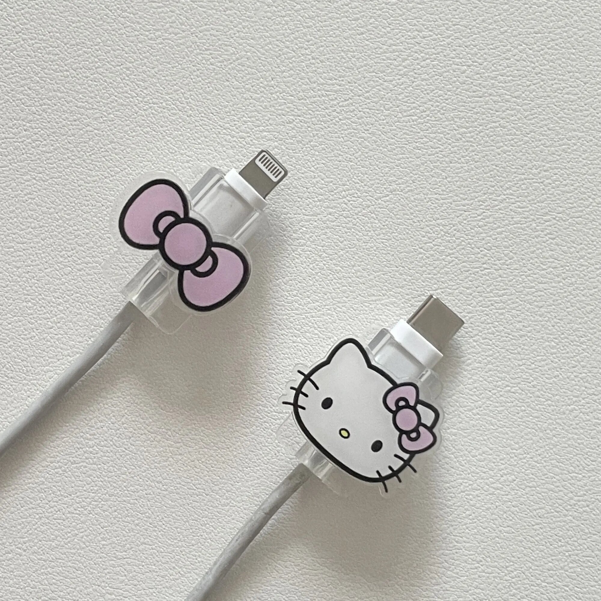Чехол для кабеля MINISO Hello Kitty 4