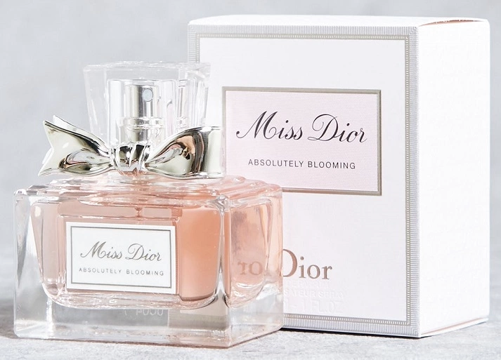 Парфюм для женщин Christian Dior Miss Dior Absolutely Blooming 30 мл - Мисс Диор Абсолют Блюминг