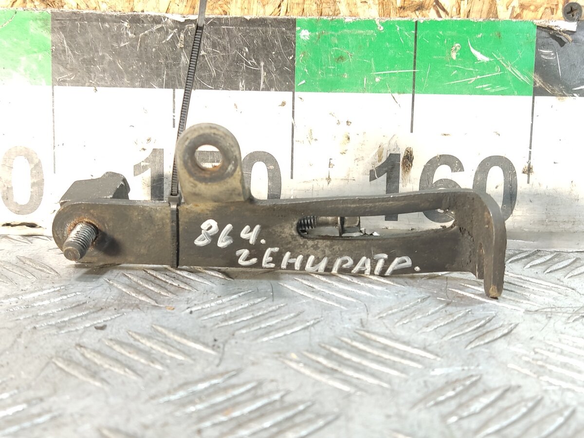 Кронштейн генератора HYUNDAI Accent 2000-2012 3746126050