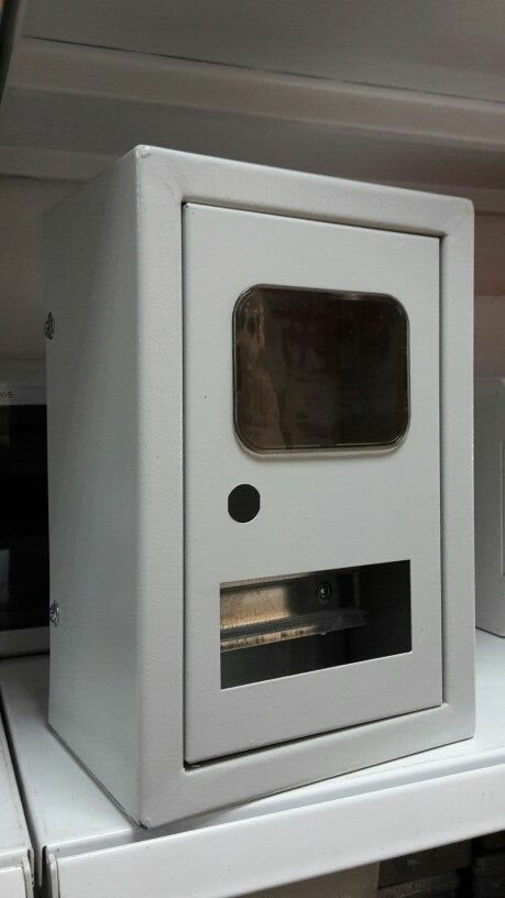 Щит учетно-распределительный ЩРУ 1Н- 6 IP31 (285х200х130) закрытые картон+замок