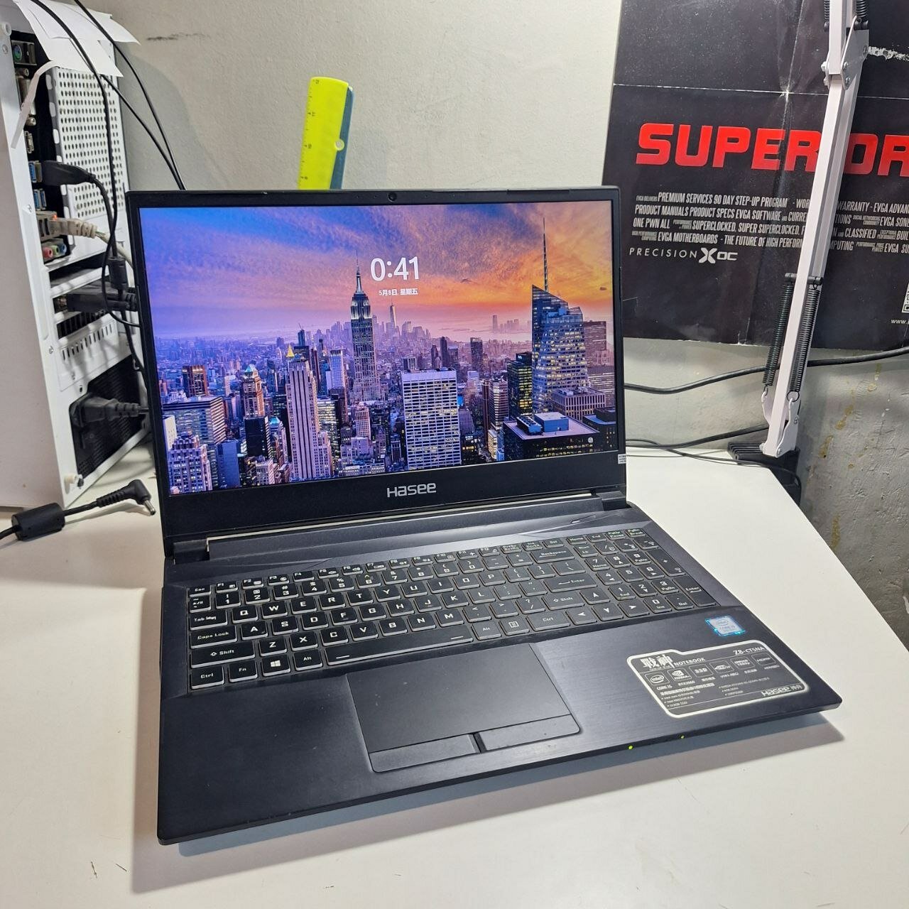 Игровой ноутбук 15,6" Hasee i5-9300, RTX 2060 6gb, 8gb ddr4, SSD 512gb