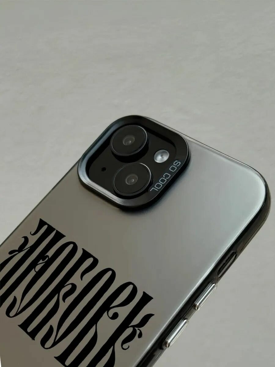 Чехол на Iphone 15 y2k — фото 1