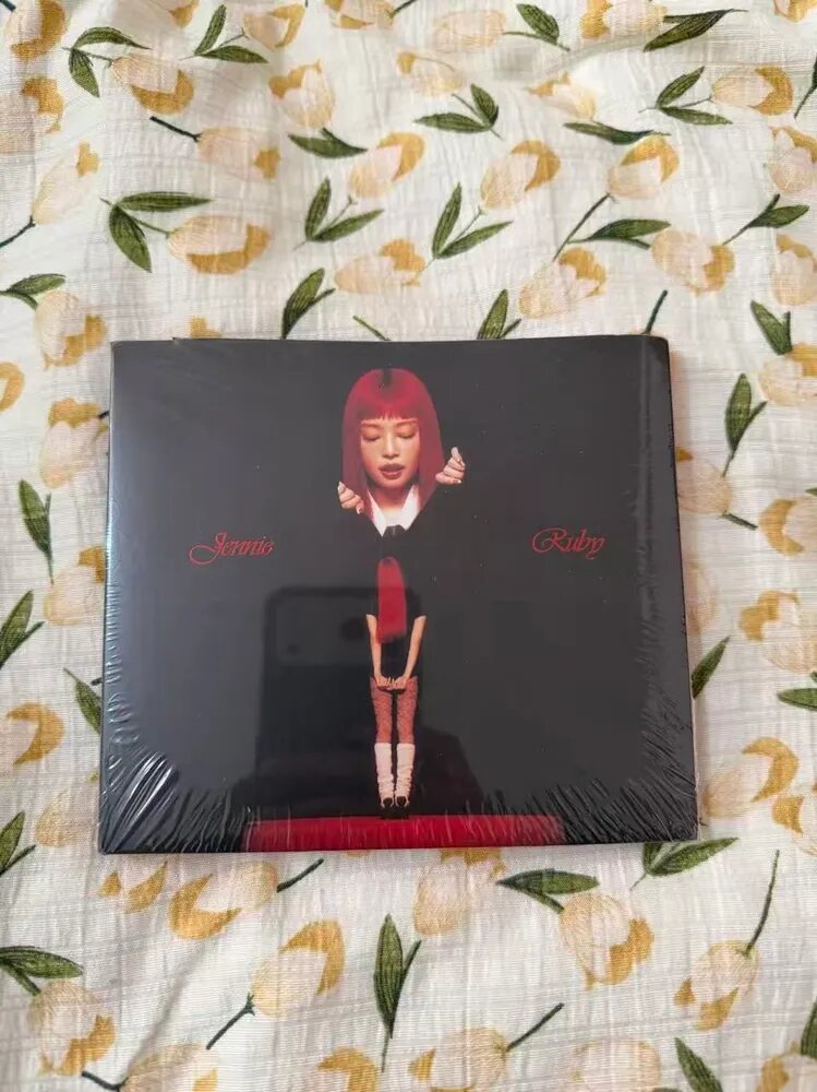 Альбомы JENNIE - The 1st Studio Album Ruby