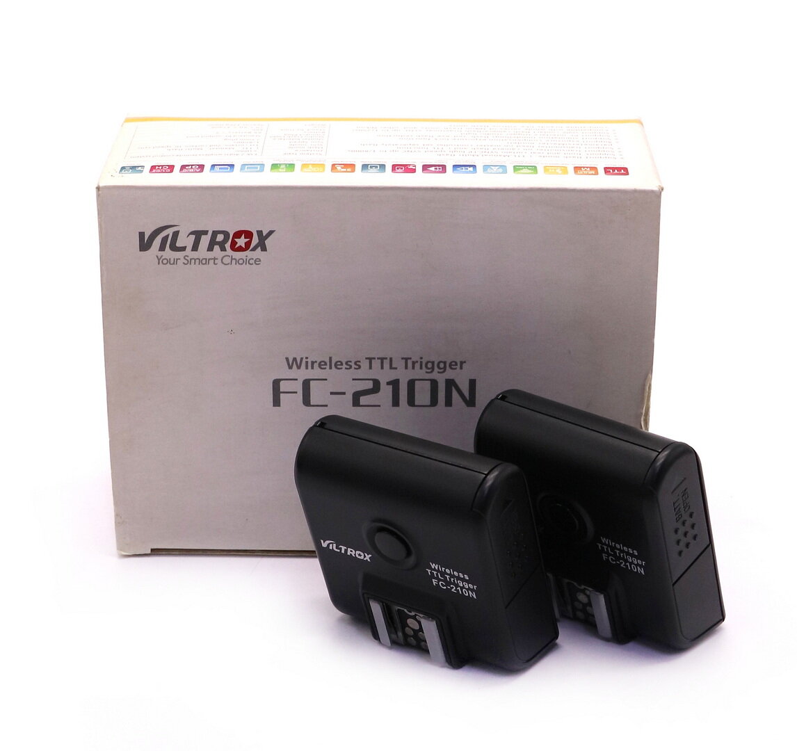 Радиосинхронизатор Viltrox FC-210N в упаковке