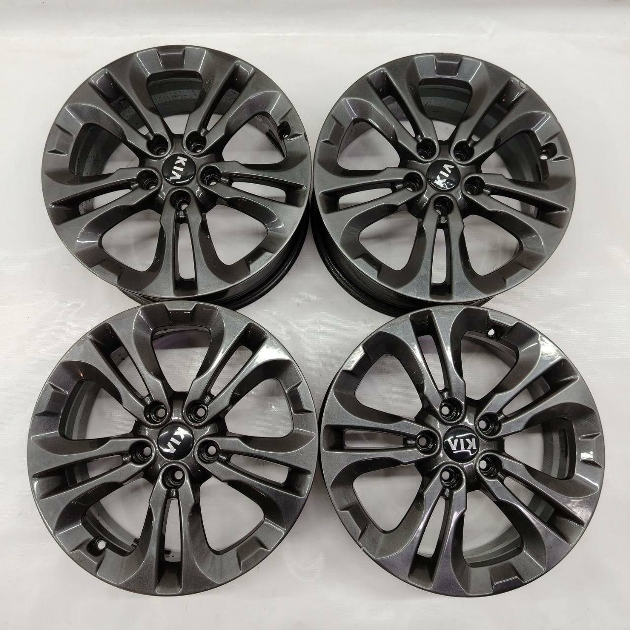 Колесные диски Kia 17x7 PCD 5x114.3 D67.1 ET53 (оригинал)