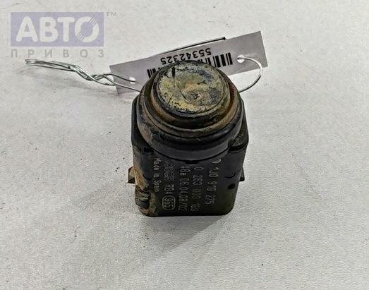 Датчик парковки (парктроник) задний Volkswagen Touareg