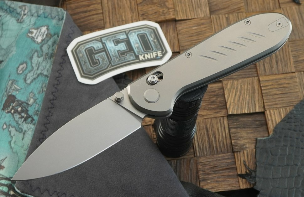 Складной нож GEO Knife Frost, сталь M390, SW, рукоять титан