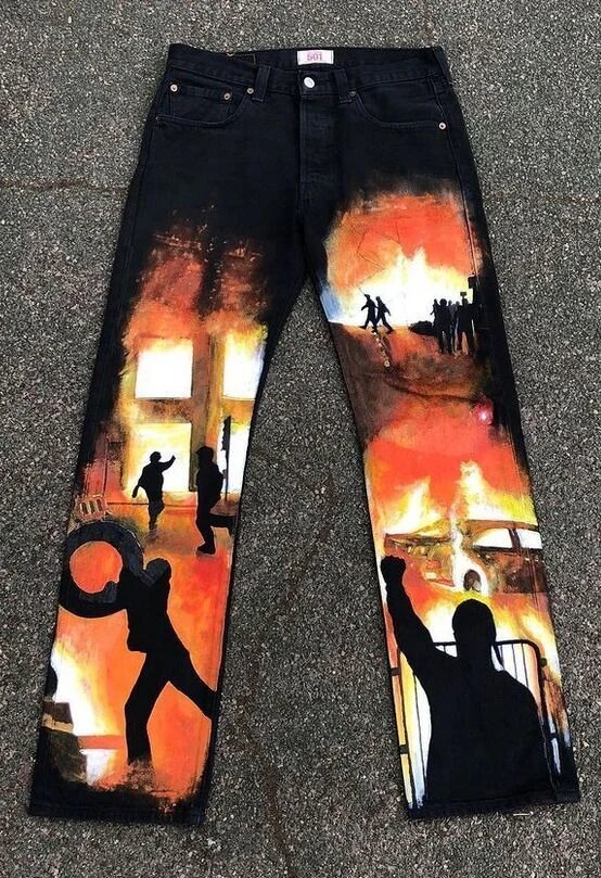 Джинсы 