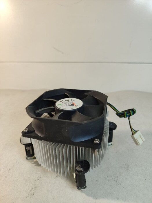 Кулер CPU 775 GlacialTech Igloo 5062 PWM Al клипсы 4Pin