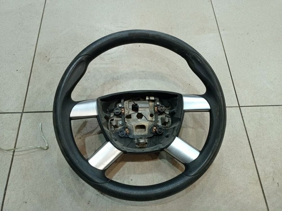 Рулевое колесо от Ford Focus 2 2004-2008