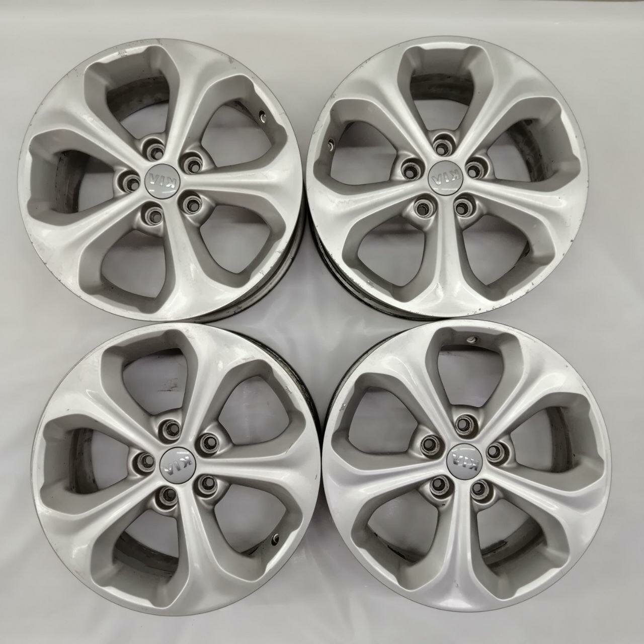 Колесные диски Kia 17x7 PCD 5x114.3 D67.1 ET48 (оригинал)