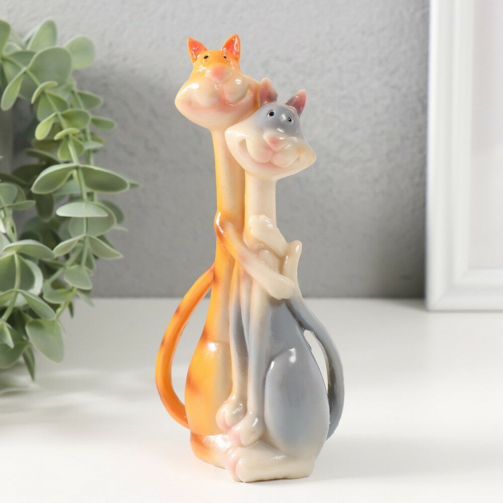 Сувенир полистоун обнимашки "Кот и кошка - полосатики" 16х7,8х5 см