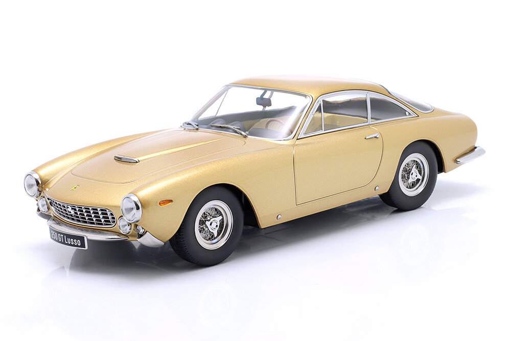 Модель коллекционная KK-SCALE Ferrari 250 gt lusso 1962 goldmetallic