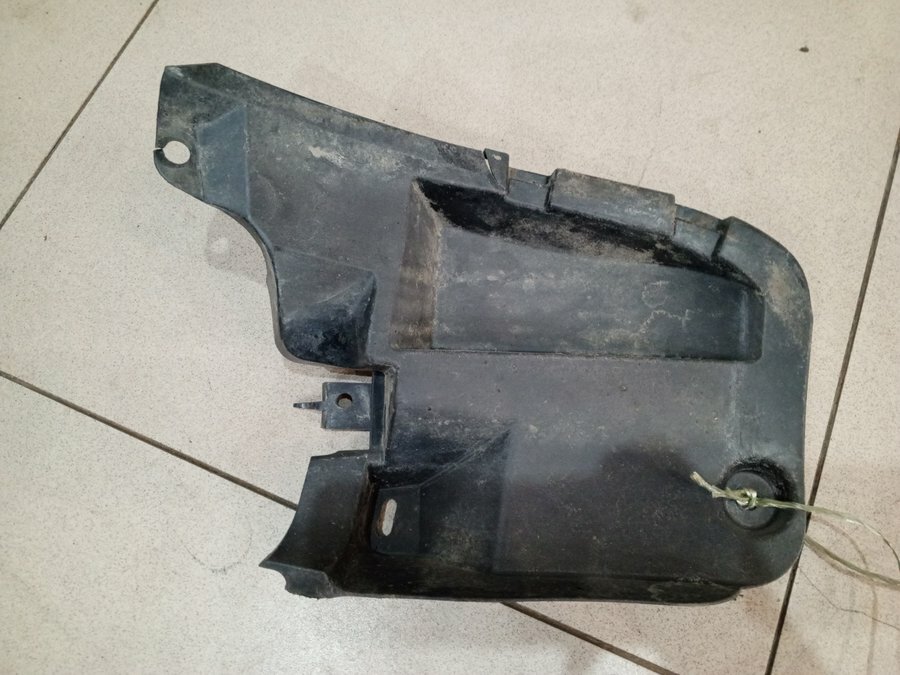 Пыльник от Toyota Corolla E150 2006-2013