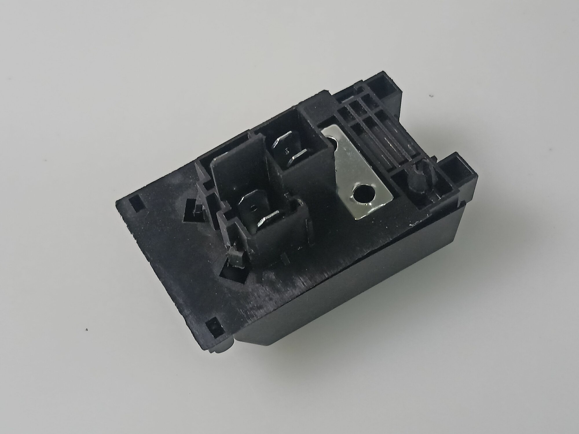Колодка клемная, для ДШ Tuvio NF63TTSB1
