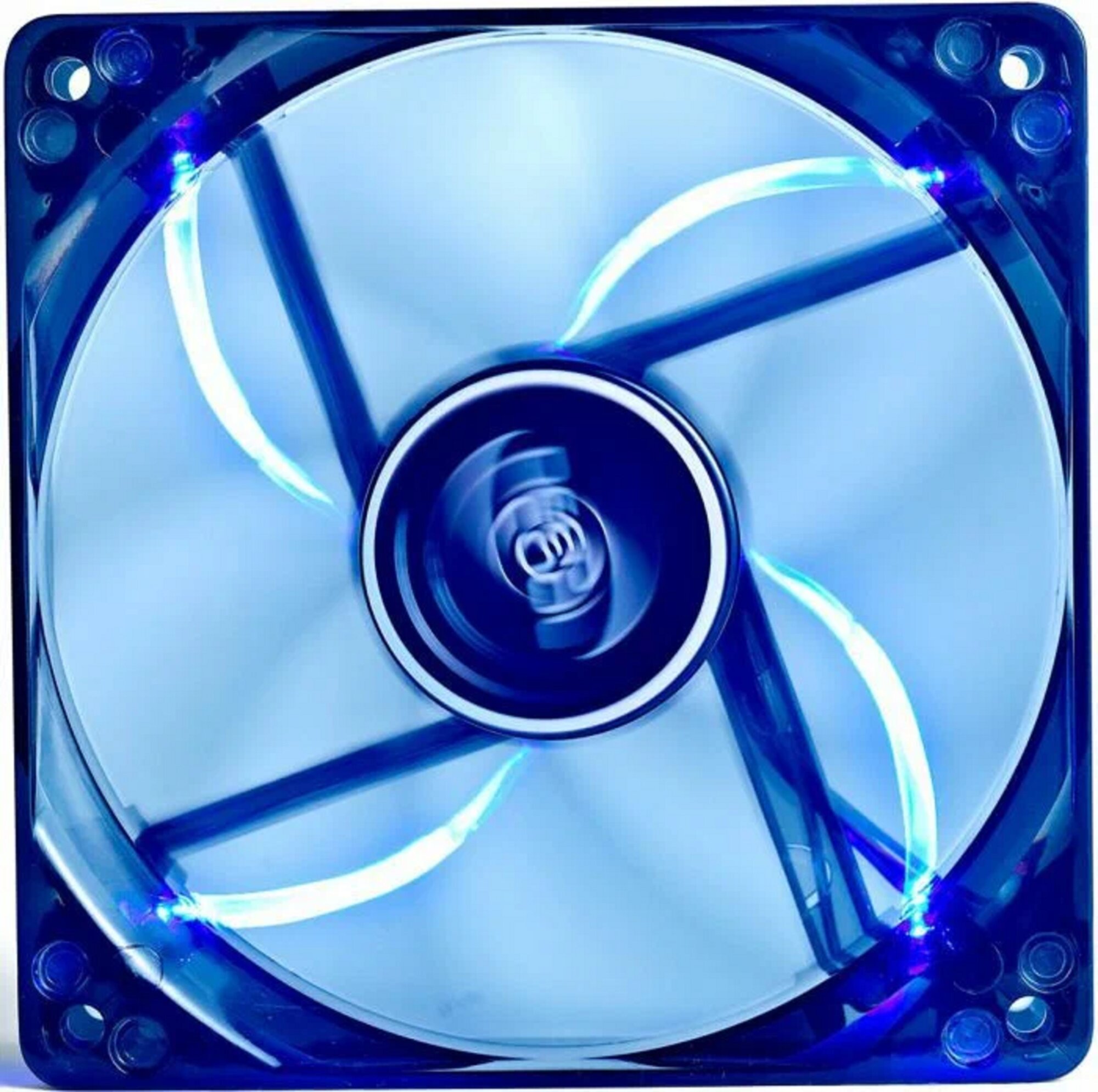 Вентилятор для корпуса Deepcool WIND BLADE 120мм, 3-pin, от БП:4-pin (Molex), 1300об/мин, 26 дБ, черный