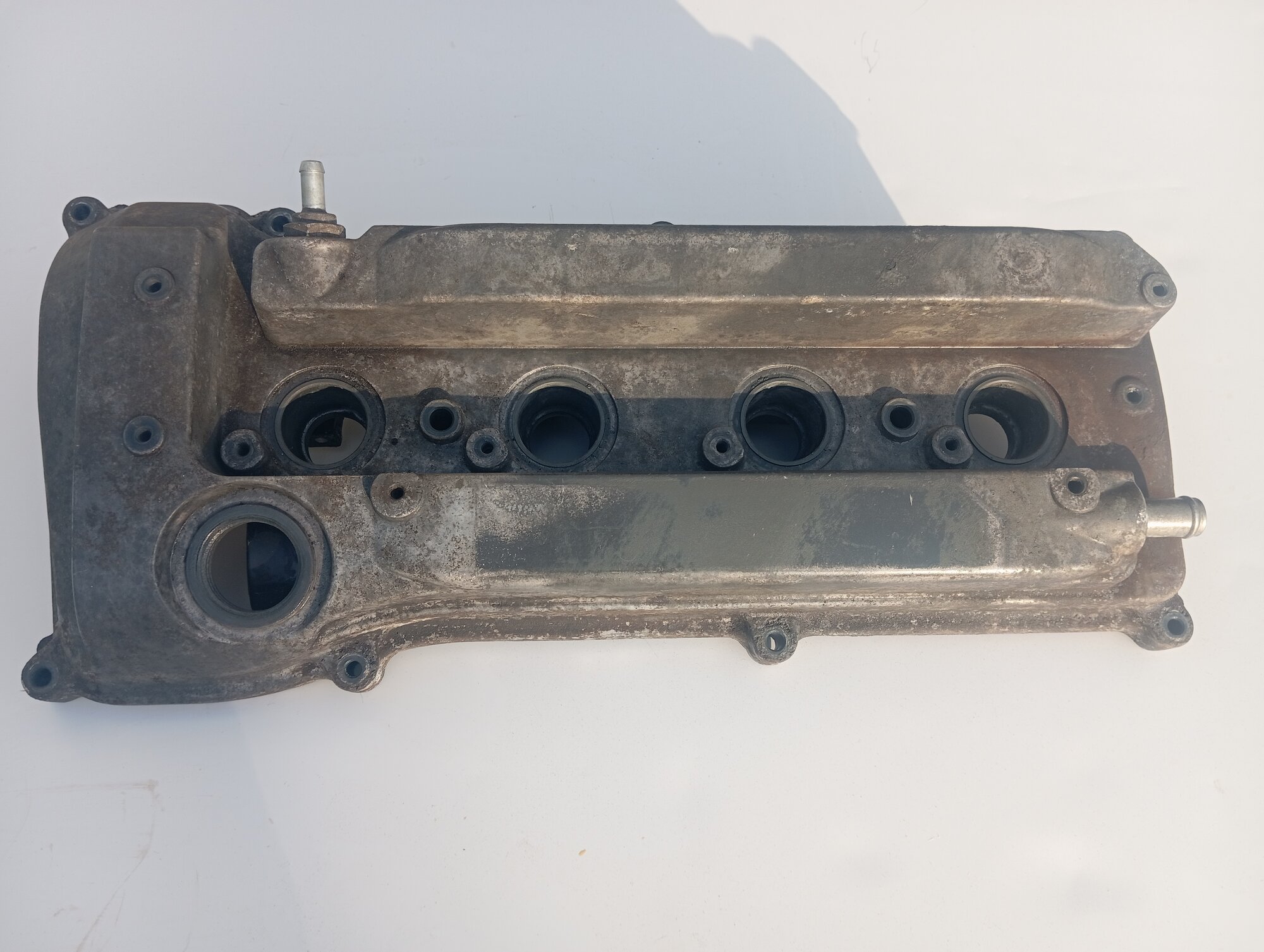 Крышка ГБЦ, клапанная, для Toyota Alhard/Camry, с двигателем 2AZ-FE. и другие.