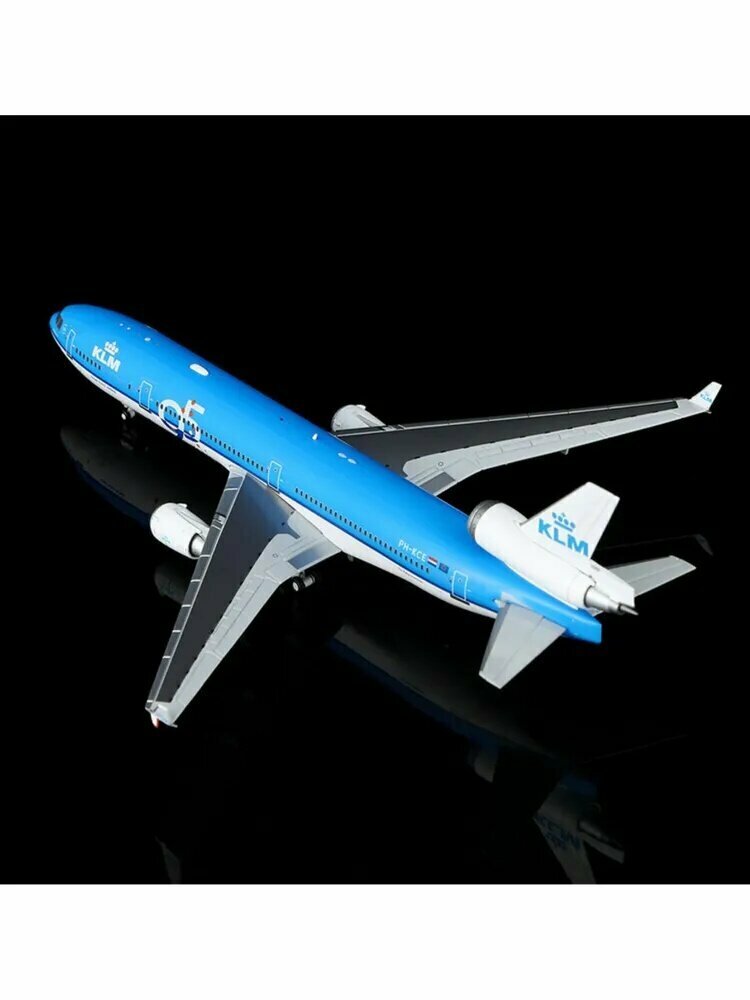 Модель самолета McDonnell Douglas MD-11 KLM 1:400, металлическая, ливрея к 95-летию, PH-KCE/KCD
