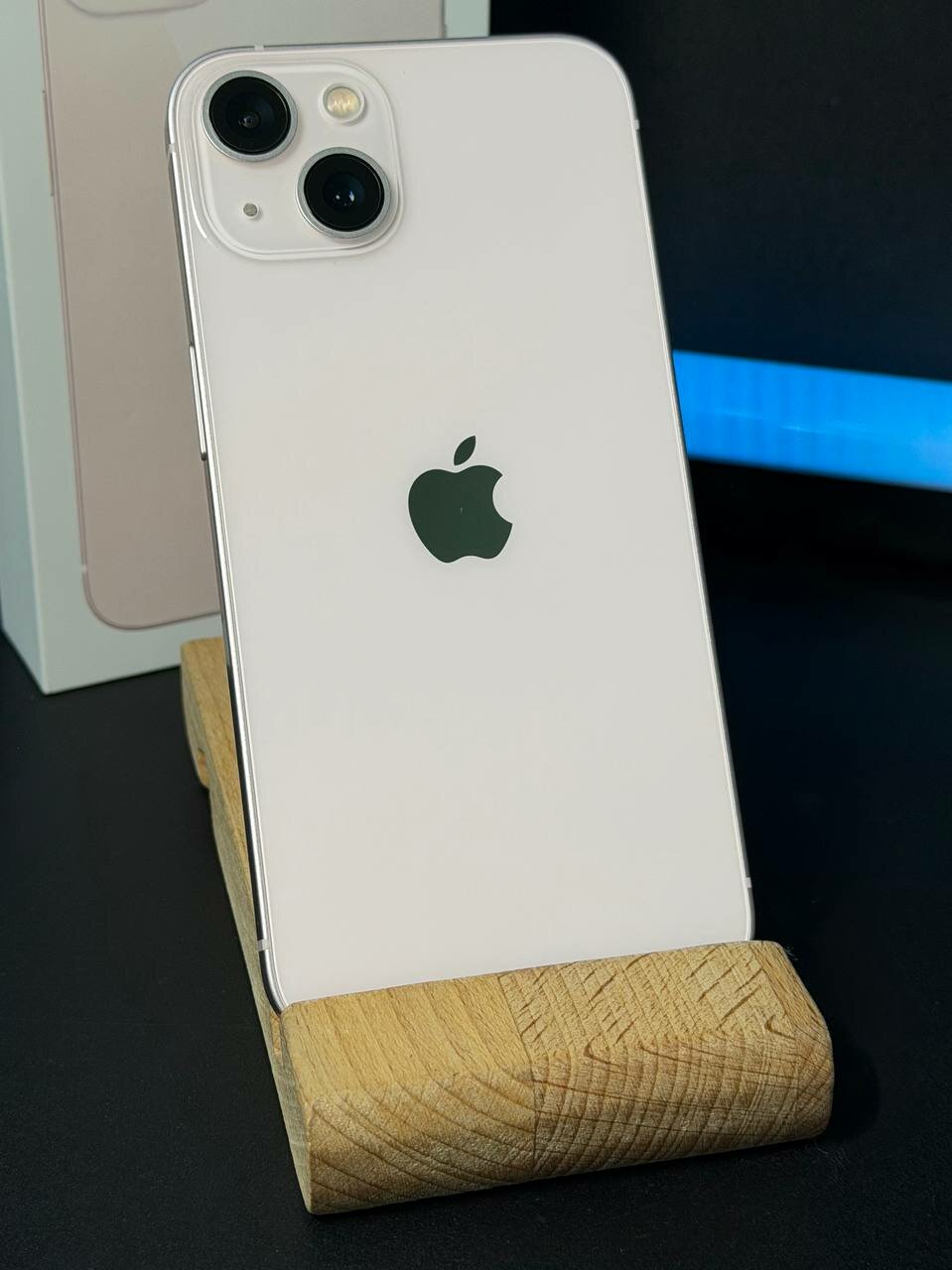 Смартфон Apple iPhone 13 128 ГБ, nano-SIM + eSIM, розовый