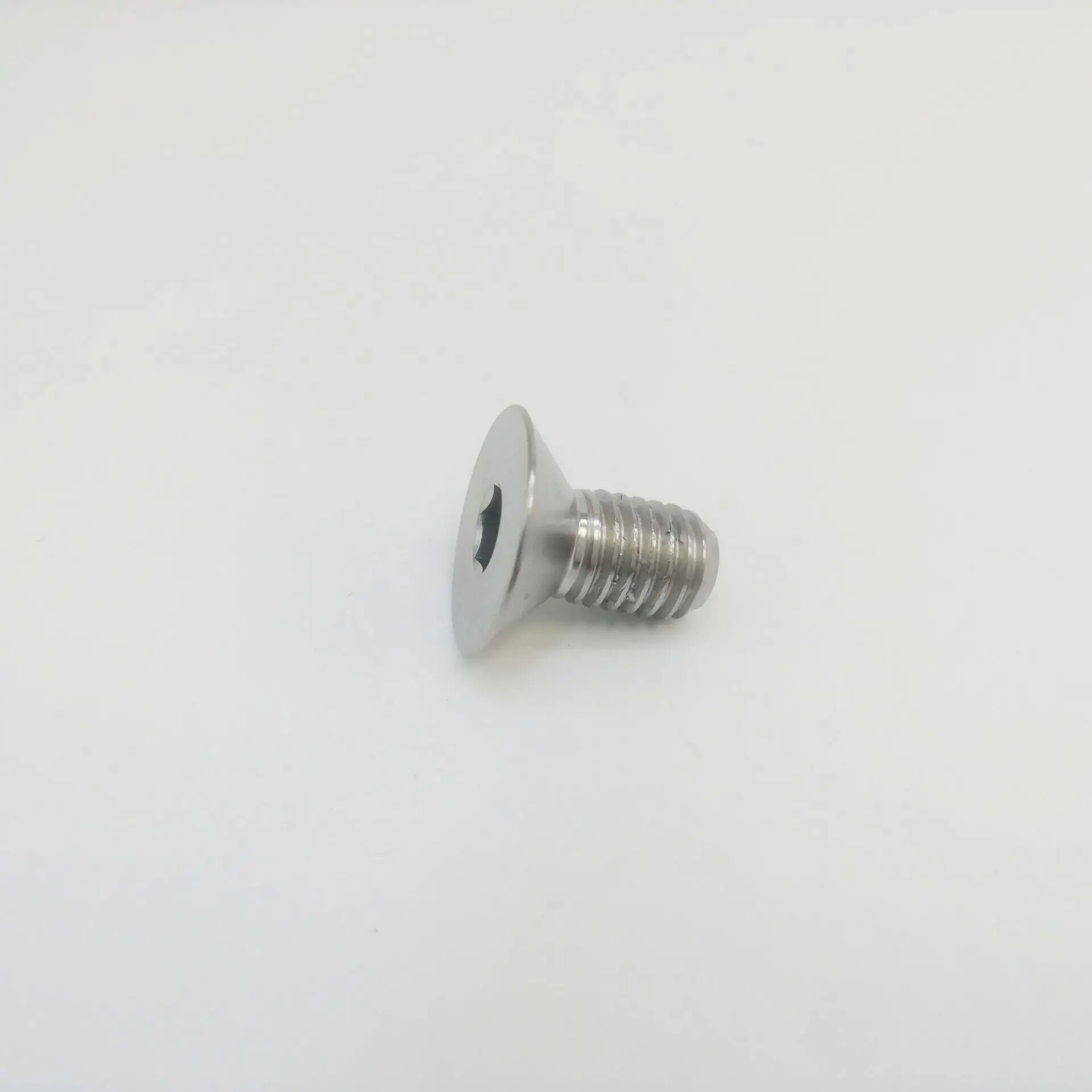 Лиумеили титановые болты M8x15 20 25 30 35 40 мм M8X15mm