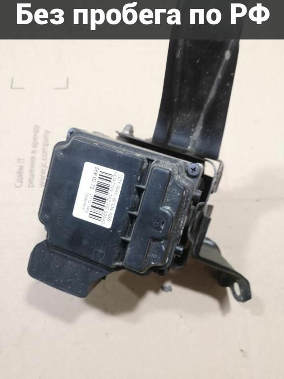 Блок ABS с пробегом Toyota Rav4 ACA21W