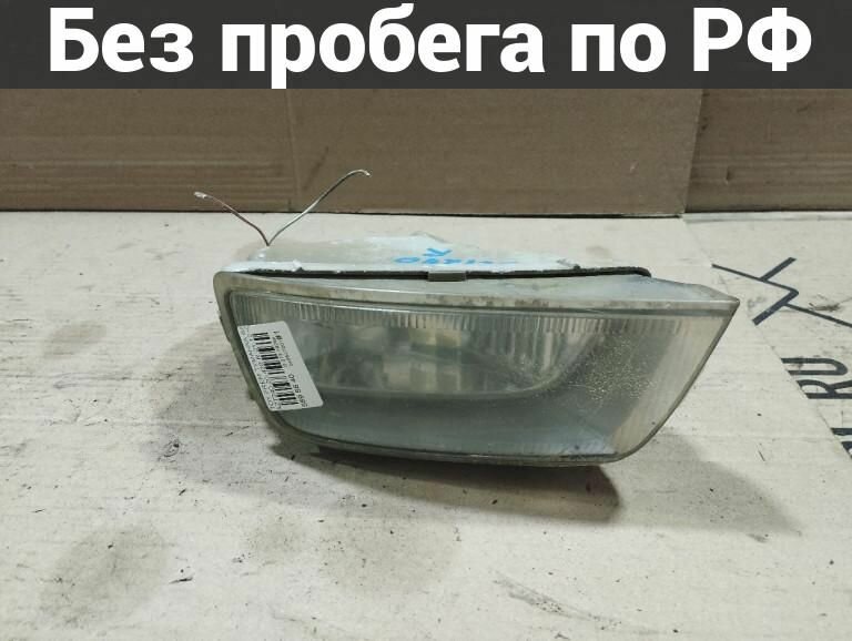 Противотуманная фара в бампер Право с пробегом Toyota Premio AZT240