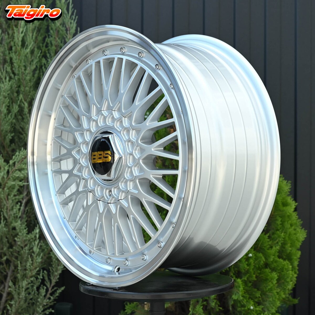 Комплект литых дисков R17 BBS RS 7.5J ET38 5×114.3 Серебро (F133)