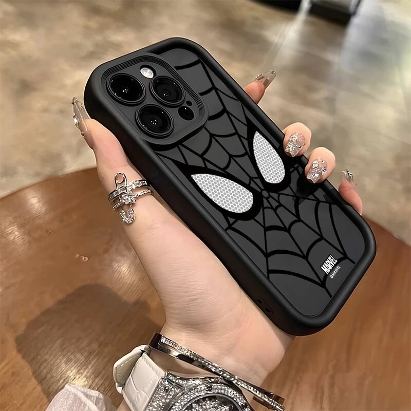 Чехол на Айфон 11 / iPhone 11 черный с принтом Спайдер-мен силиконовый удароПрочный