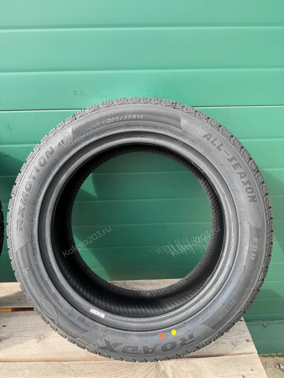 Шина Sailun RoadX RXMotion 4S, всесезонная, 205/55, R16, TL, 94V, высота профиля 55 1 шт.