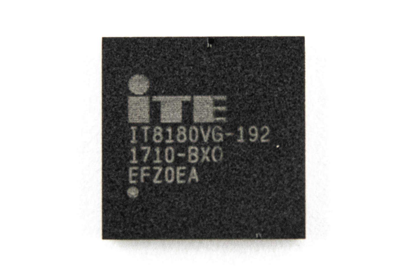 Мультиконтроллер IT8180VG-192 BXO