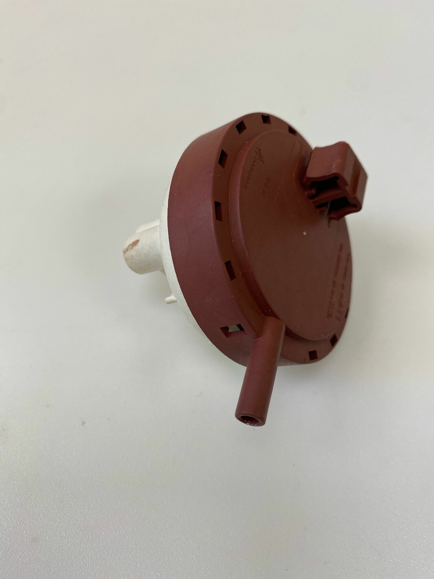 Пресостат, для ПММ Tuvio DF63PT8WI1