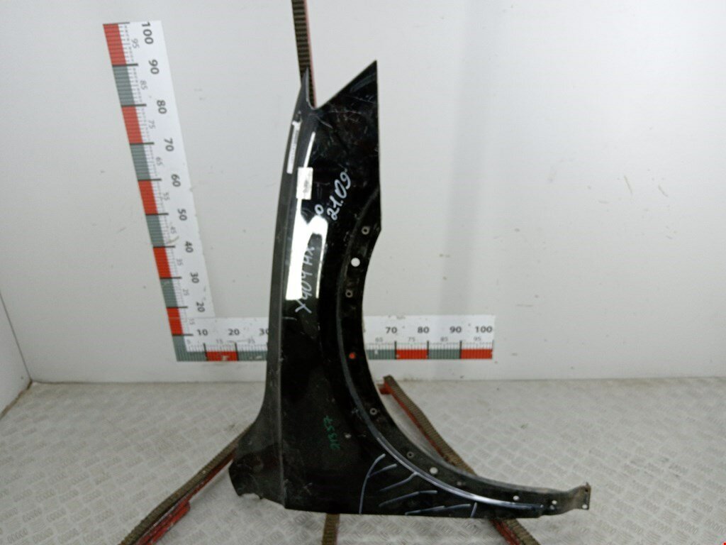 Крыло переднее правое Audi Q3 8U 8U0821106 арт. 2276833